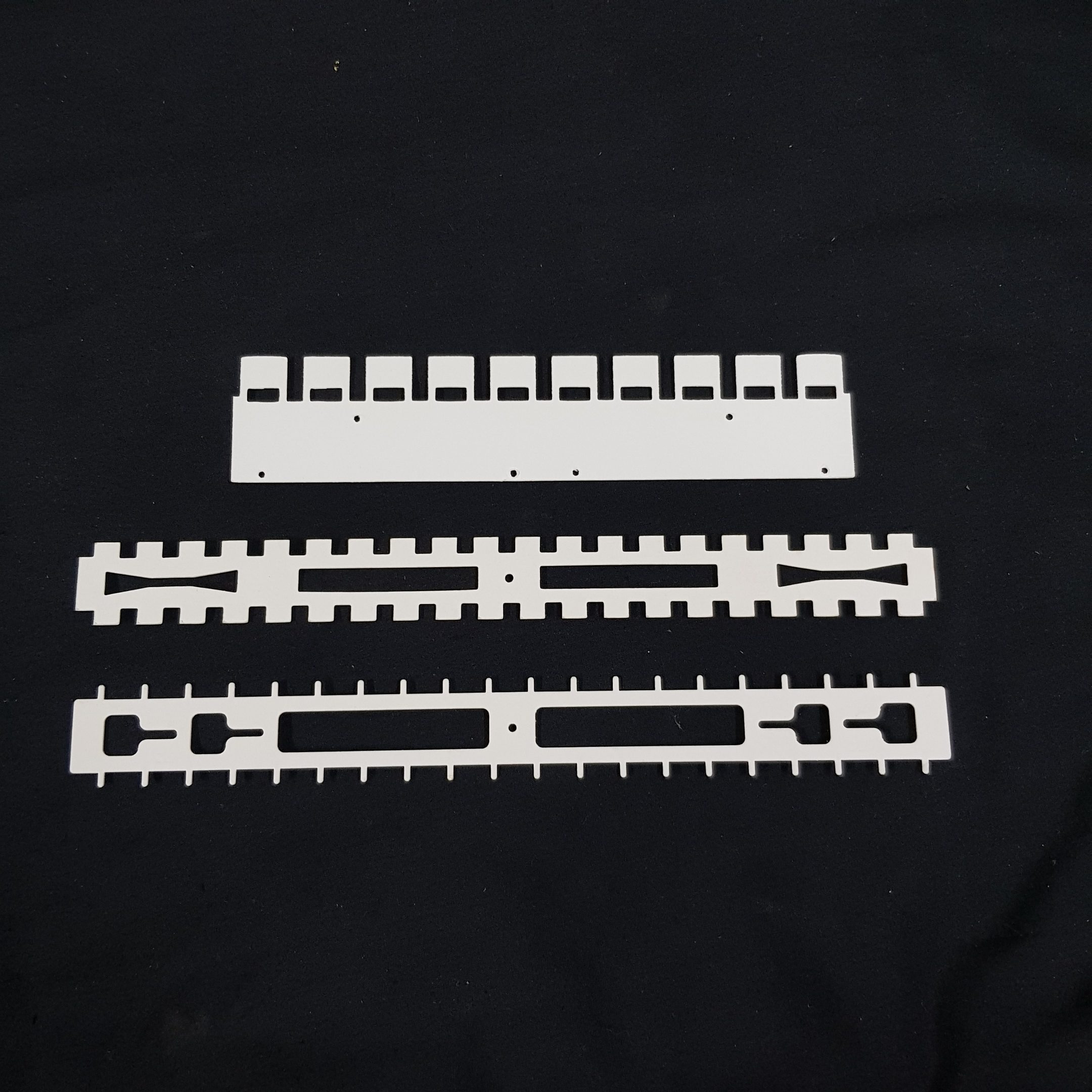 Paper Leadframe for Mold Clean & Machine Setup 纸制引线框架 – SKYMART Paper ...